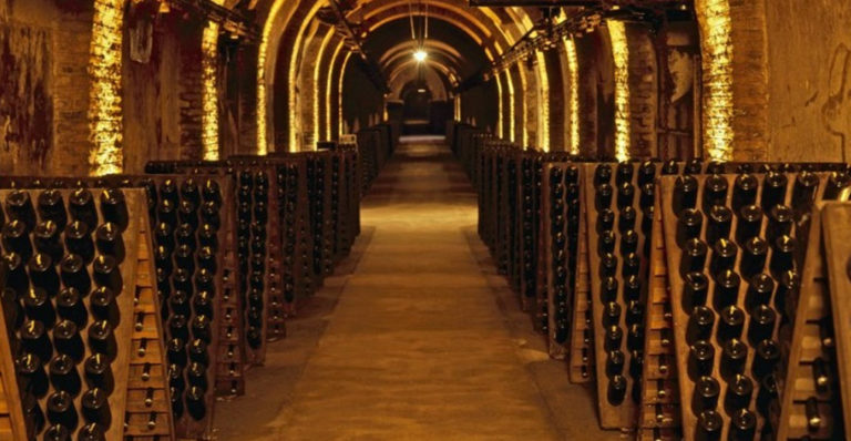 Caves de Champagne - Le Bonheur à la campagne